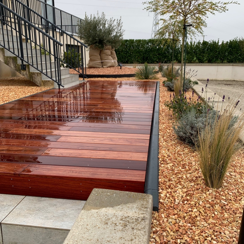 Lame de terrasse Padouk, bois exotique rainurée en bout - Evolution Bois